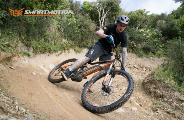 Smartmotion Hypersonic Electric Mountain Bike Storms The Melbourne ...